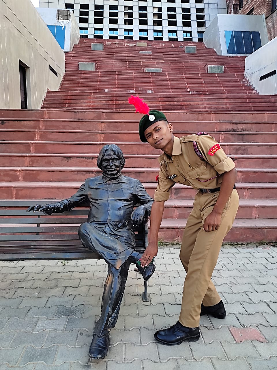 Statue cleaning – India NCC