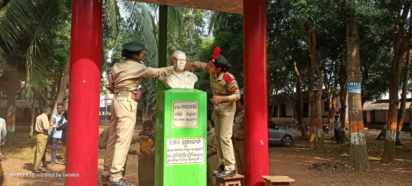 Statue cleaning – India NCC