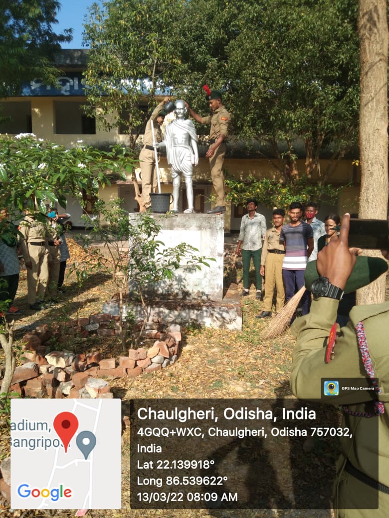 Statue cleaning – India NCC