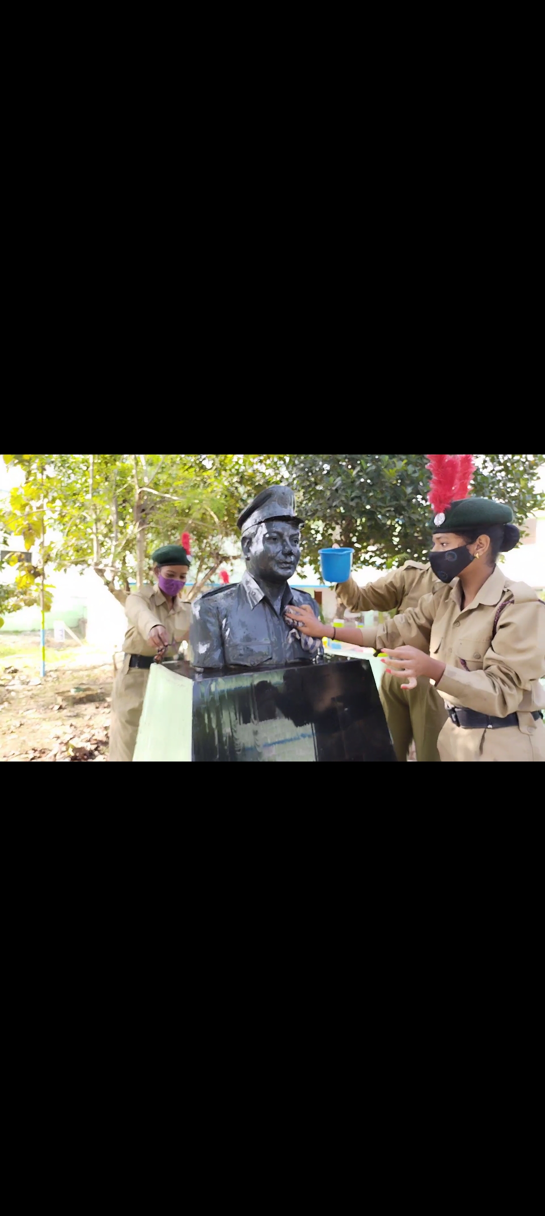 Statue cleaning – India NCC