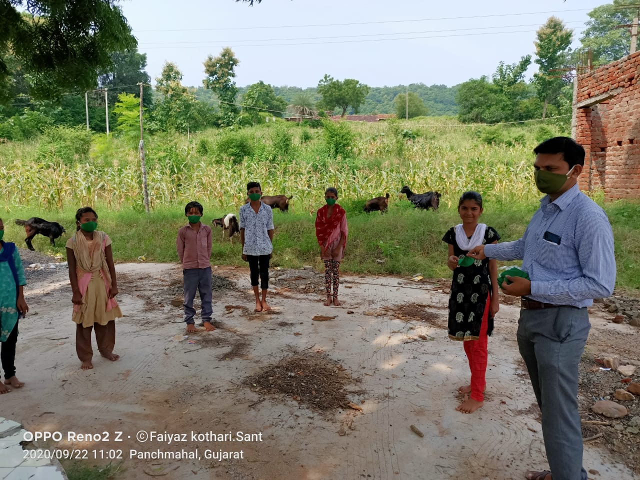 School students distribute mask - Self4Society